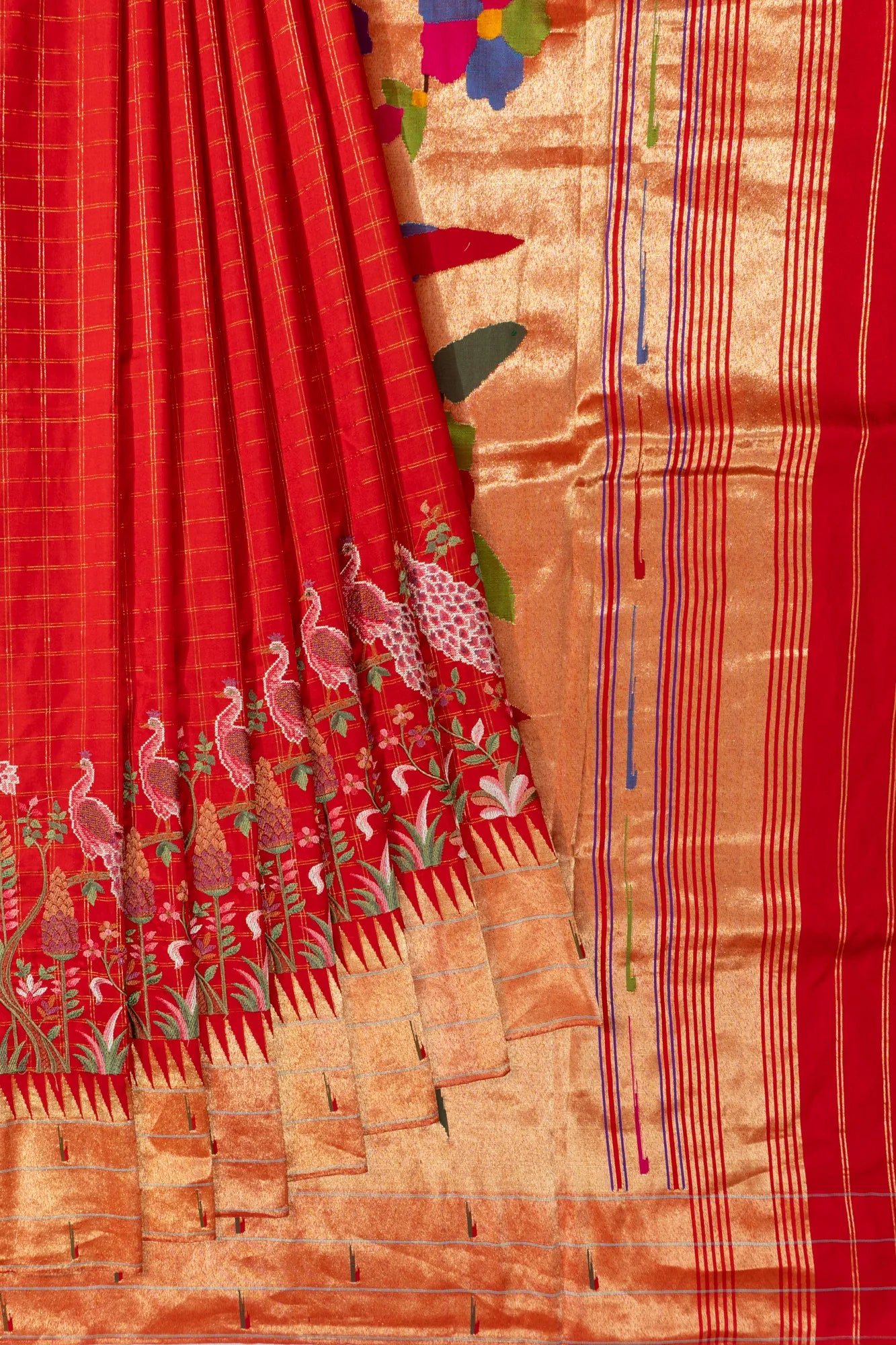 Paithani Silk Checks Red Saree With Triple Muniya 
