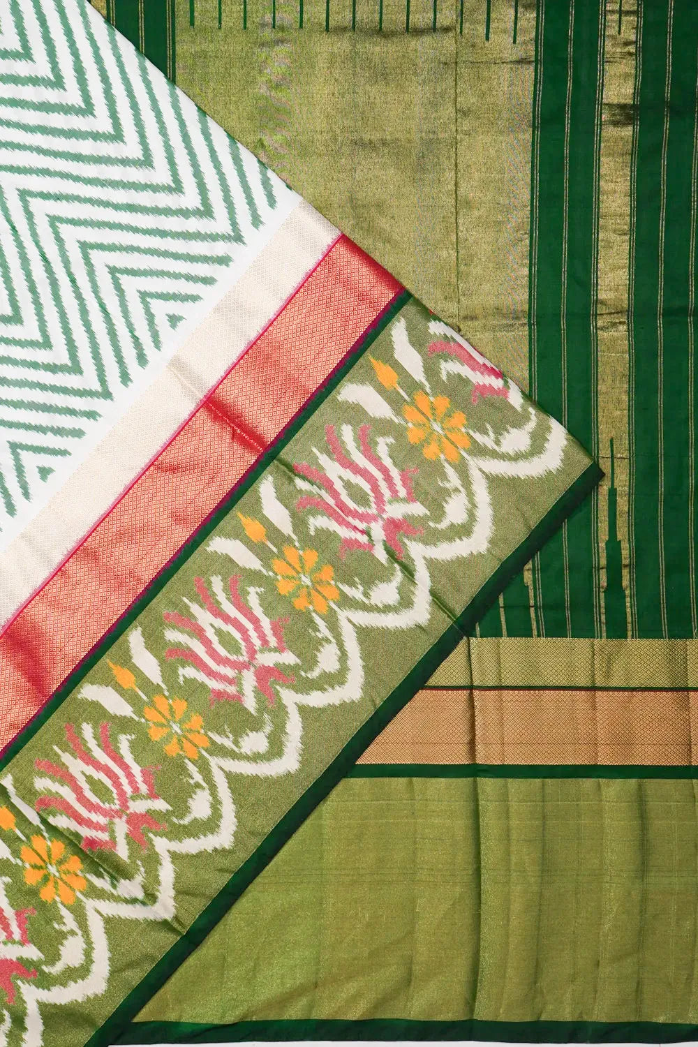 Pochampally Silk Ikat Zig Zag Lines White Saree