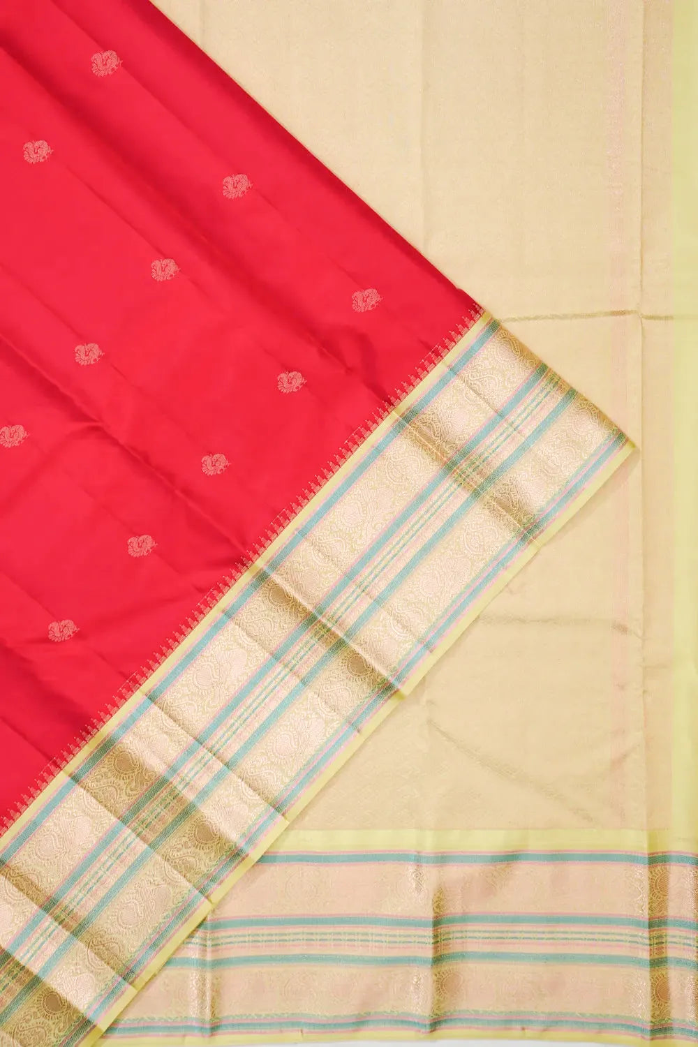 Taranga Kanchi Silk Butta Red Saree | Kankatala