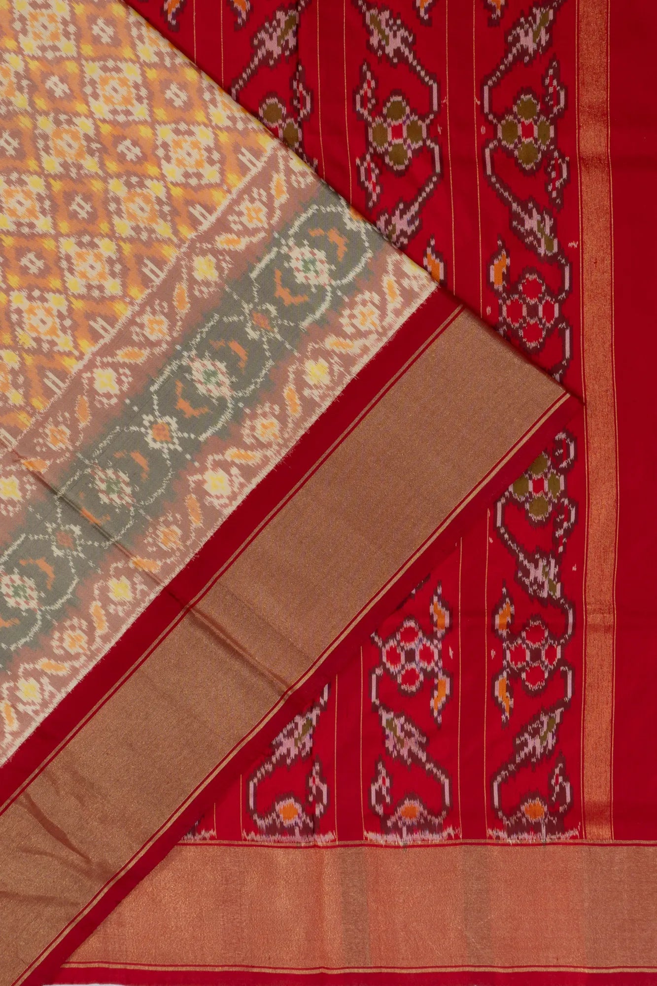Pochampally Silk Ikat Cream Saree | Kankatala